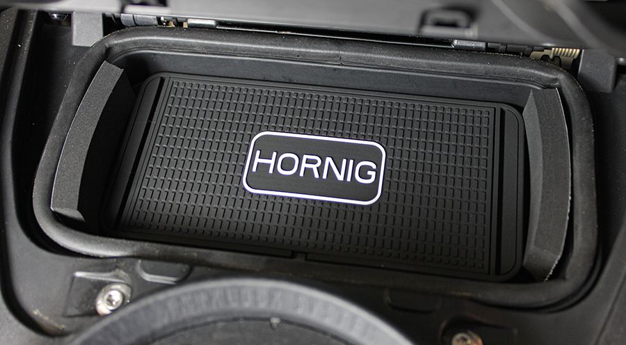 Wireless Charger Ladepad für BMW R1300GS & Adventure | Motorradzubehör Hornig